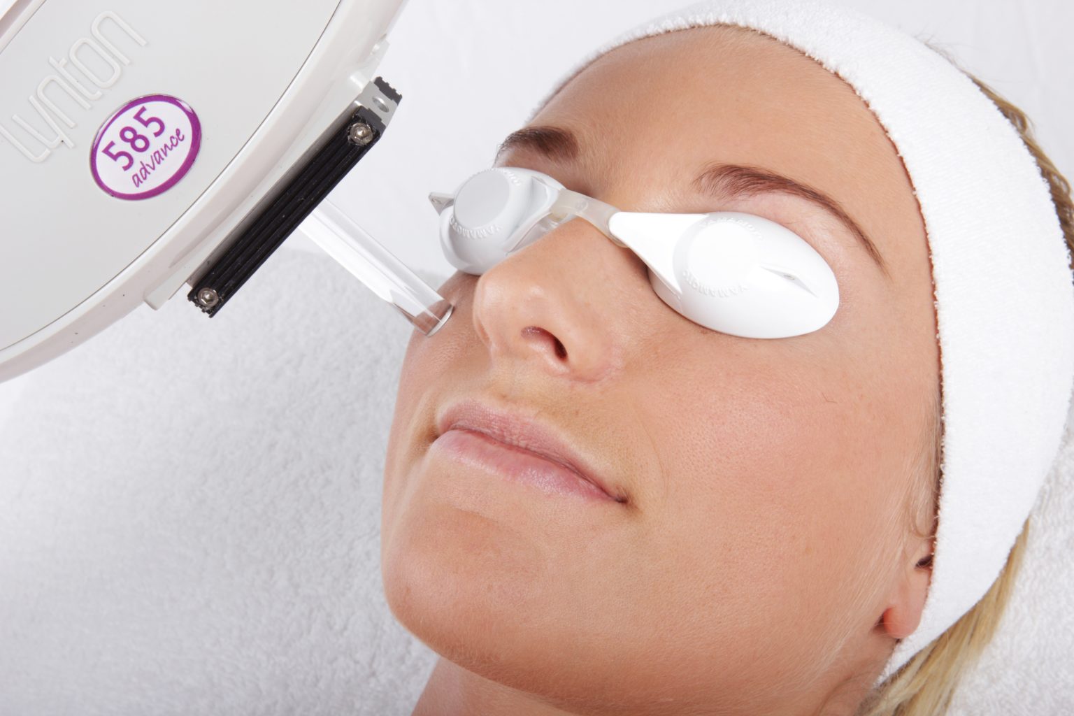Vascular Laser Machine • Vascular Lesion Treatment • Lynton Lasers